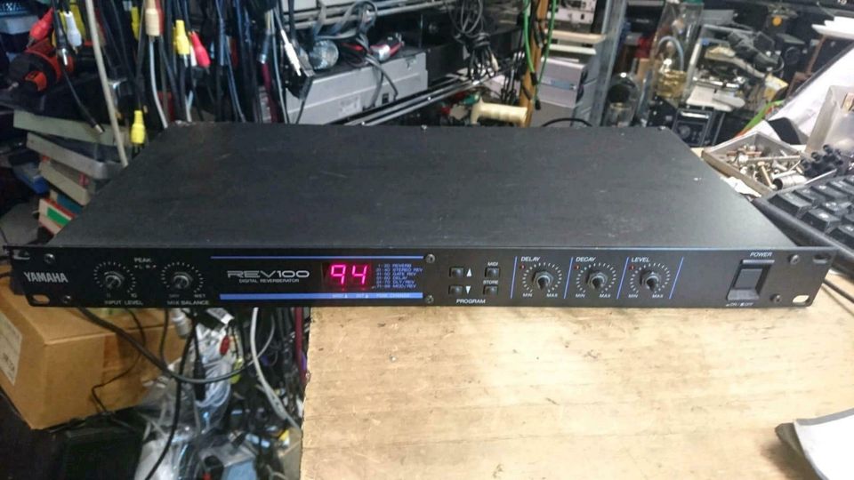 YAMAHA Model REV100, Digital Reverberator, Original-Adapter – Ankauf ...